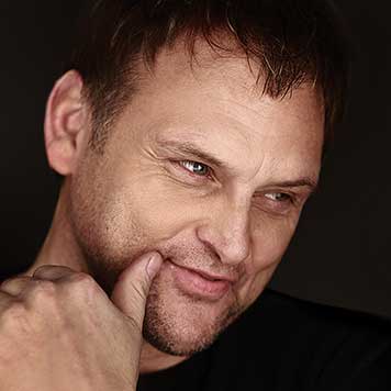 The Barnyard Theatre - STEVE HOFMEYR