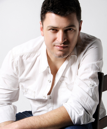 The Barnyard Theatre - STEPHAN VISAGIE - Musiekskuur